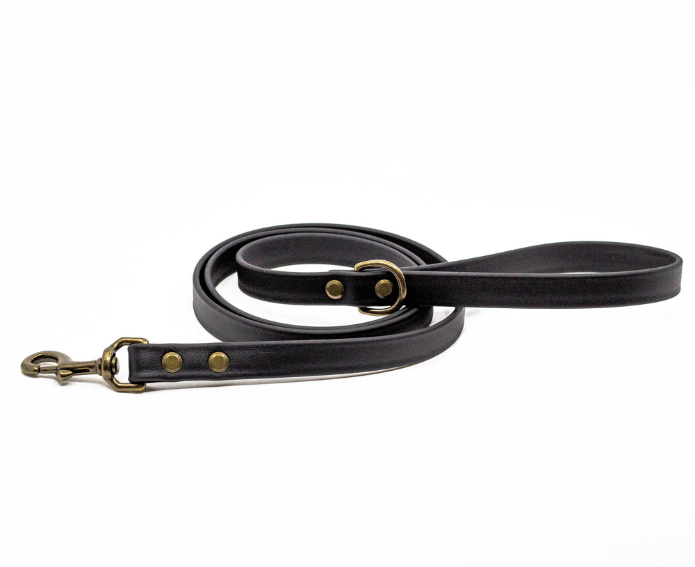 Leashes + Bags - Moose Wears